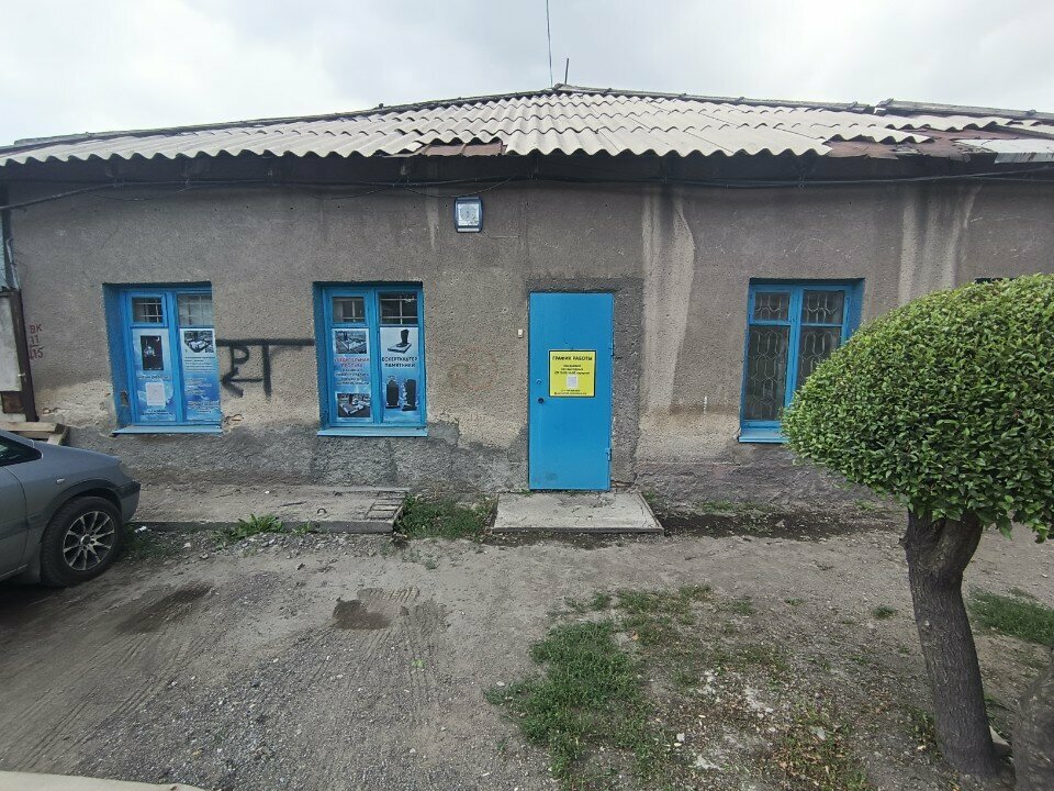 Heykel ve mezarlık taşı üreticileri Blackstone, Karağandı, foto