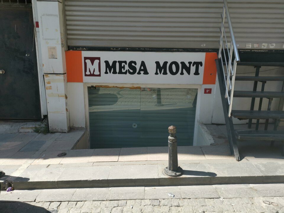 Giyim mağazası Mesa Mont, İstanbul, foto
