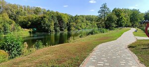 ландшафтный парк-набережная Мичуринское подгорье (Tambov Region, Michurinsk, landshaftny park-naberezhnaya Michurinskoye podgorye), kültür ve eğlence parkları  Miçurinsk'ten