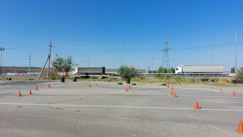 Ehliyet sınav alanı Автодром, Saratovskaya oblastı, foto