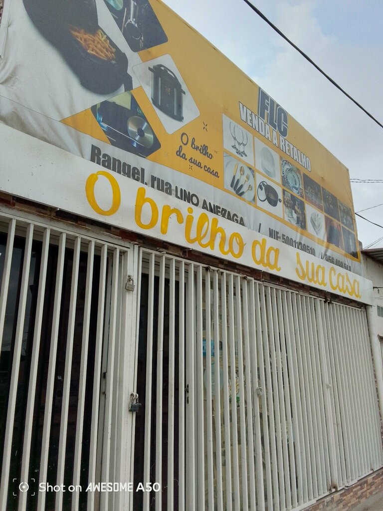 Züccaciye mağazaları Loja, Loanda, foto
