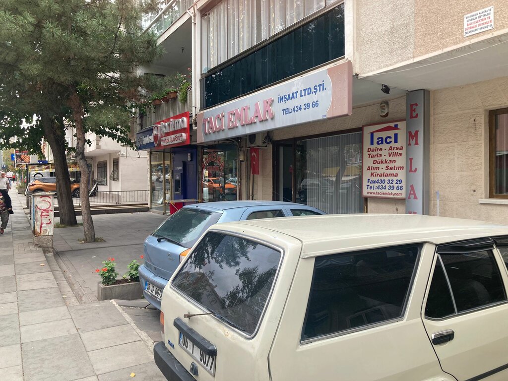Emlak ofisi Taci Emlak, Ankara, foto