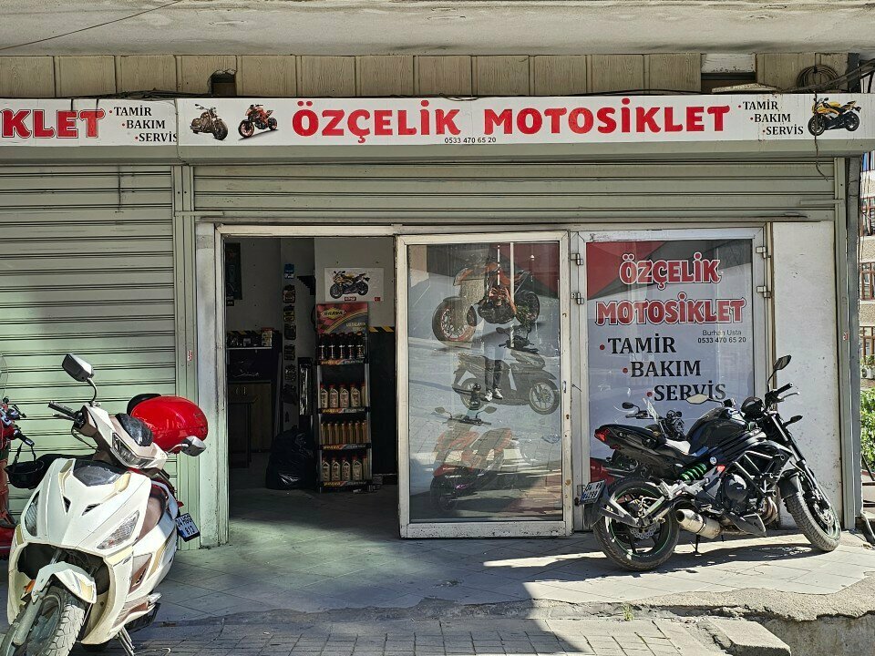 Motosiklet tamiri Özçelik Motosiklet, İstanbul, foto
