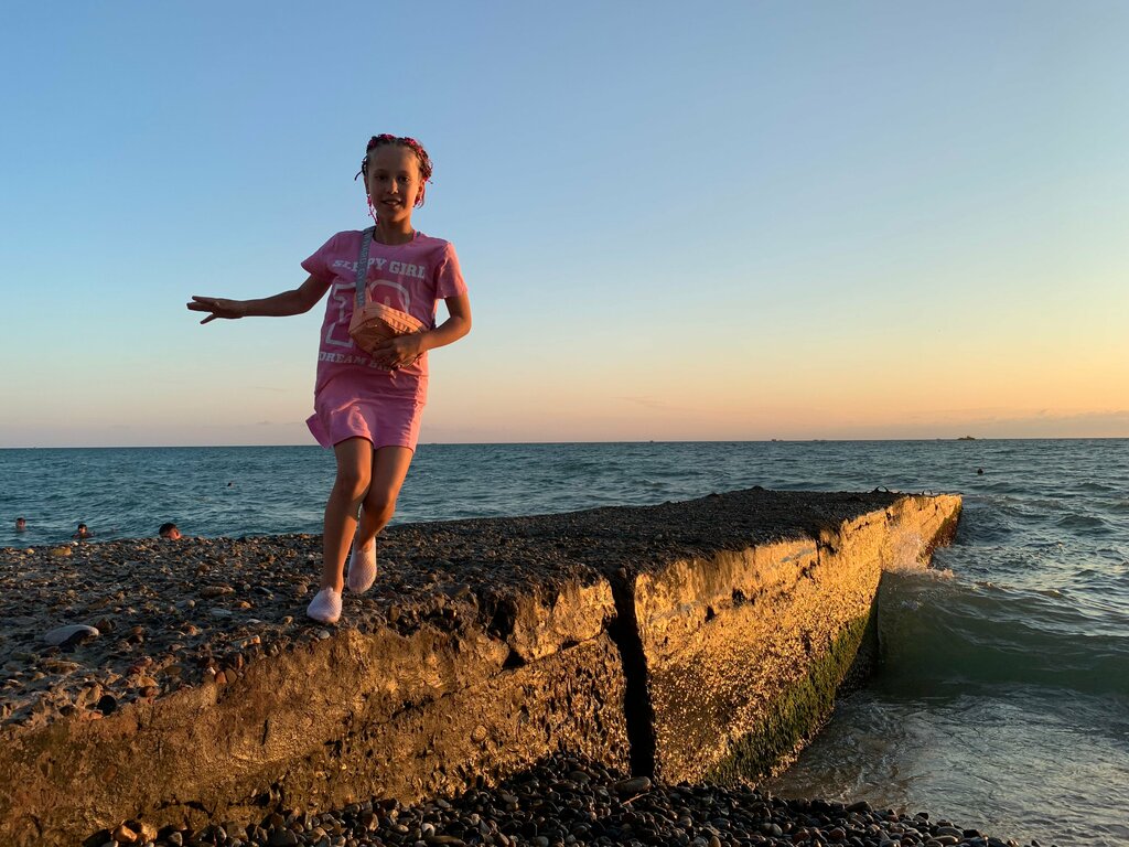 Emlak ofisi Елена Плотникова Агент по недвижимости в Сочи, Soçi, foto