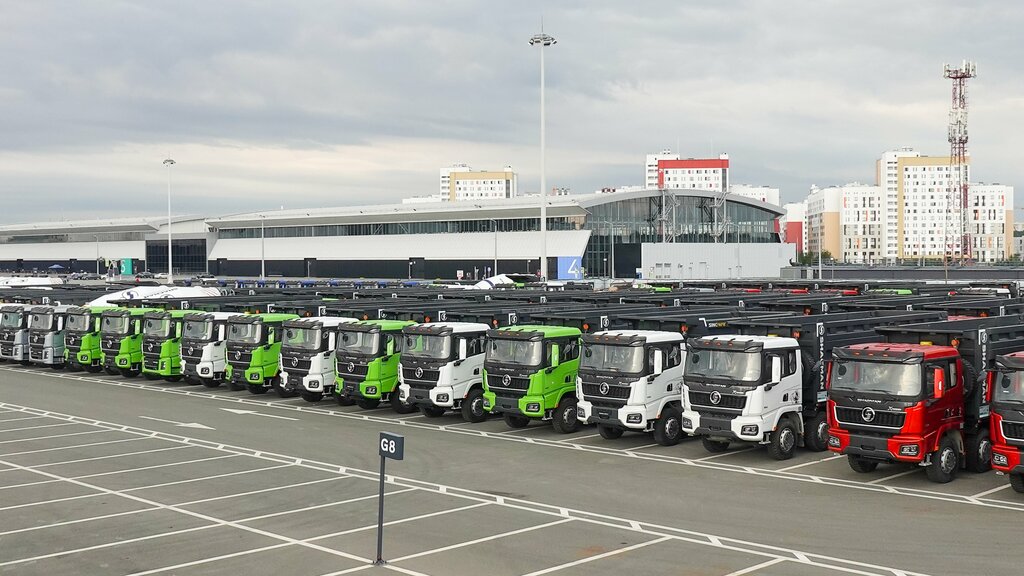 Özel üretim araç ve ekipmanları Sinoway Group, Samara, foto