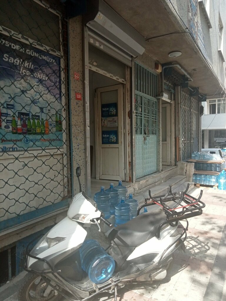 Su satışı Alıkoy Ticaret, İstanbul, foto