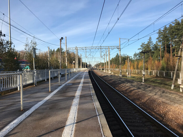Tren istasyonu Uškovon rautatielaituri, Saint‑Petersburg, foto