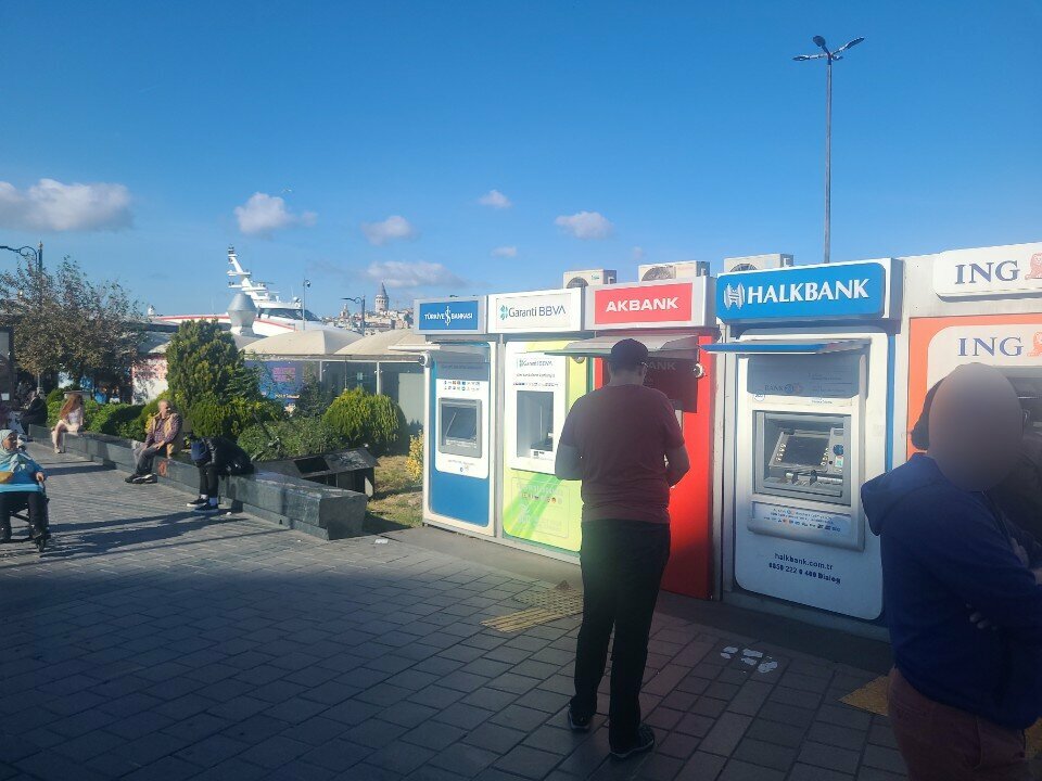 ATM'ler Türkiye İş Bankası Bankamatik, İstanbul, foto