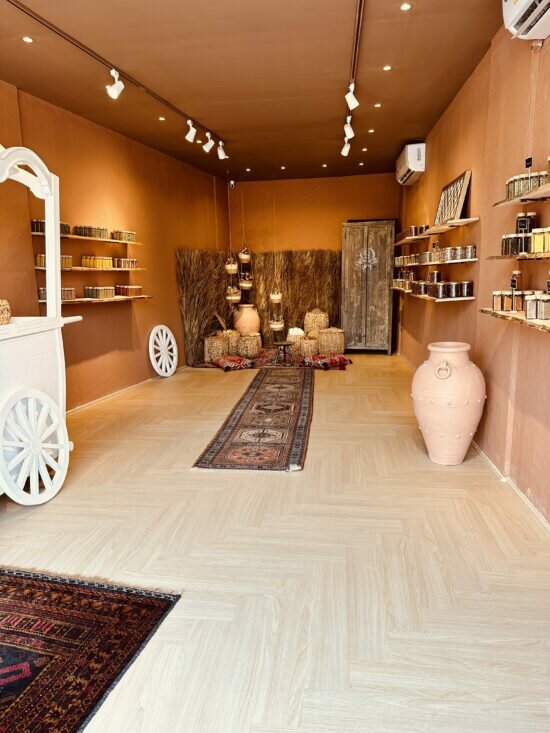 Gıda malzemeleri ve baharatlar Baba's Cave, shop, Dubai, foto