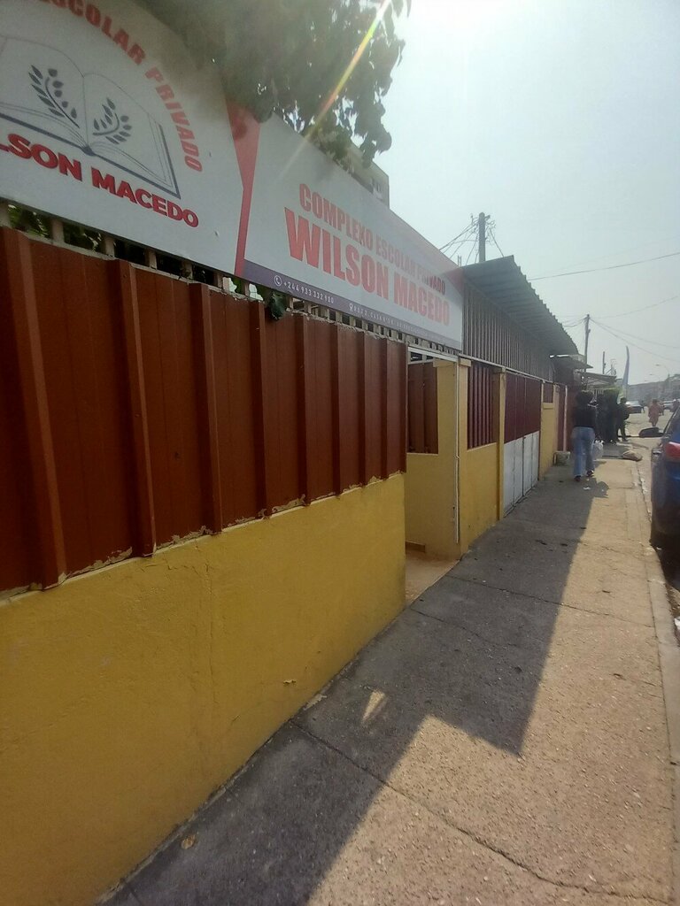 Ortaokul Wilson Macedo, Loanda, foto