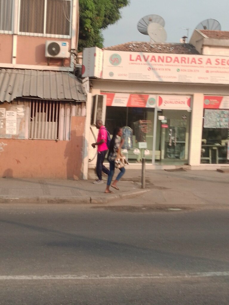Çamaşırhaneler Lávandaria, Loanda, foto