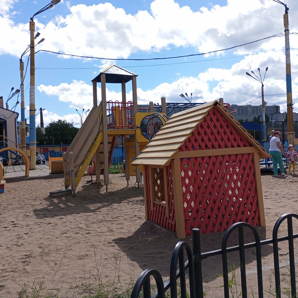 Oyun alanı Playground, Severodvinsk, foto