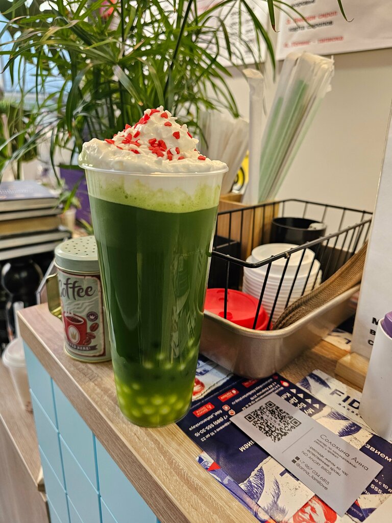Kahve dükkanları OutRun Bubble tea and coffee, Moskova, foto