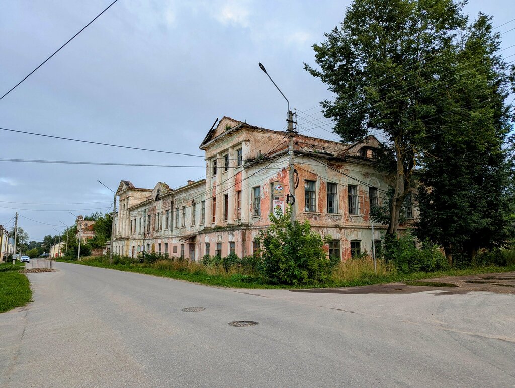 Turistik yerler Военно-революционный штаб, Rzhev, foto