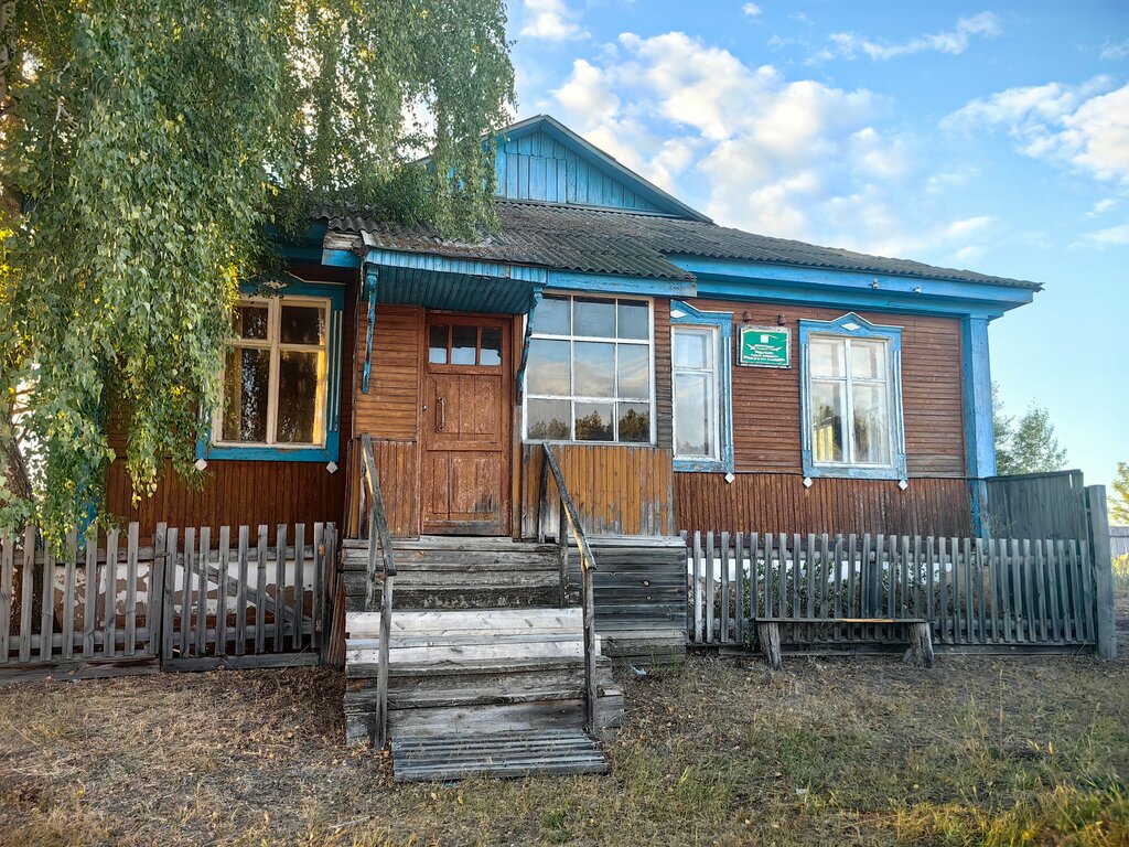 Orman işleri Новохоперское участковое лесничество хутора Замельничный, Voronejskaya oblastı, foto