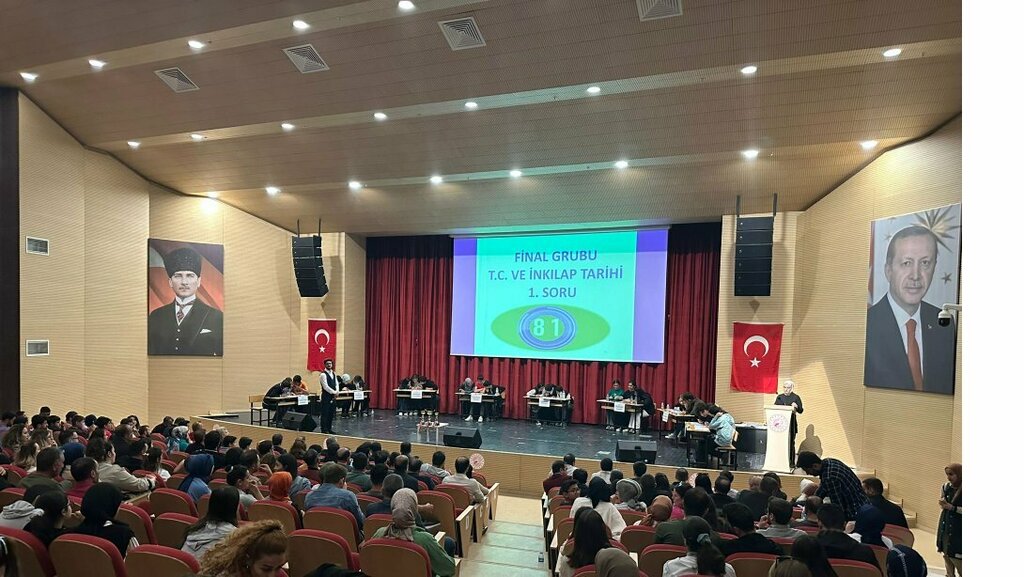 Belediyeler, devlet daireleri Erciş İlçe Milli Eğitim Müdürlüğü, Erciş, foto