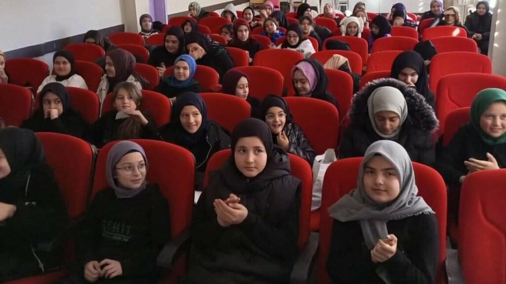 Ortaokul Şehit Oğuzhan Küçük İmam Hatip Ortaokulu, Karaman, foto