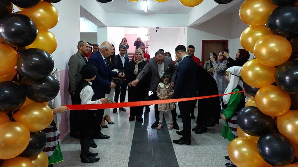 i̇lkokul Namık Kemal İlkokulu, Akdağmadeni, foto