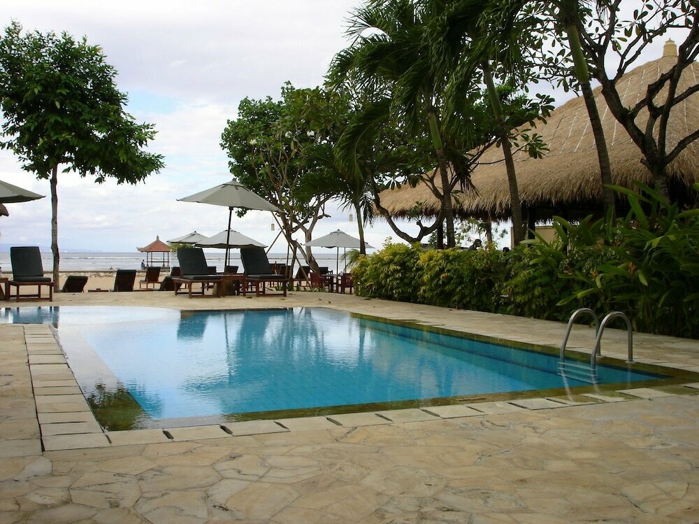 Otel The Benoa Beach Front Villas & SPA, Bali, foto