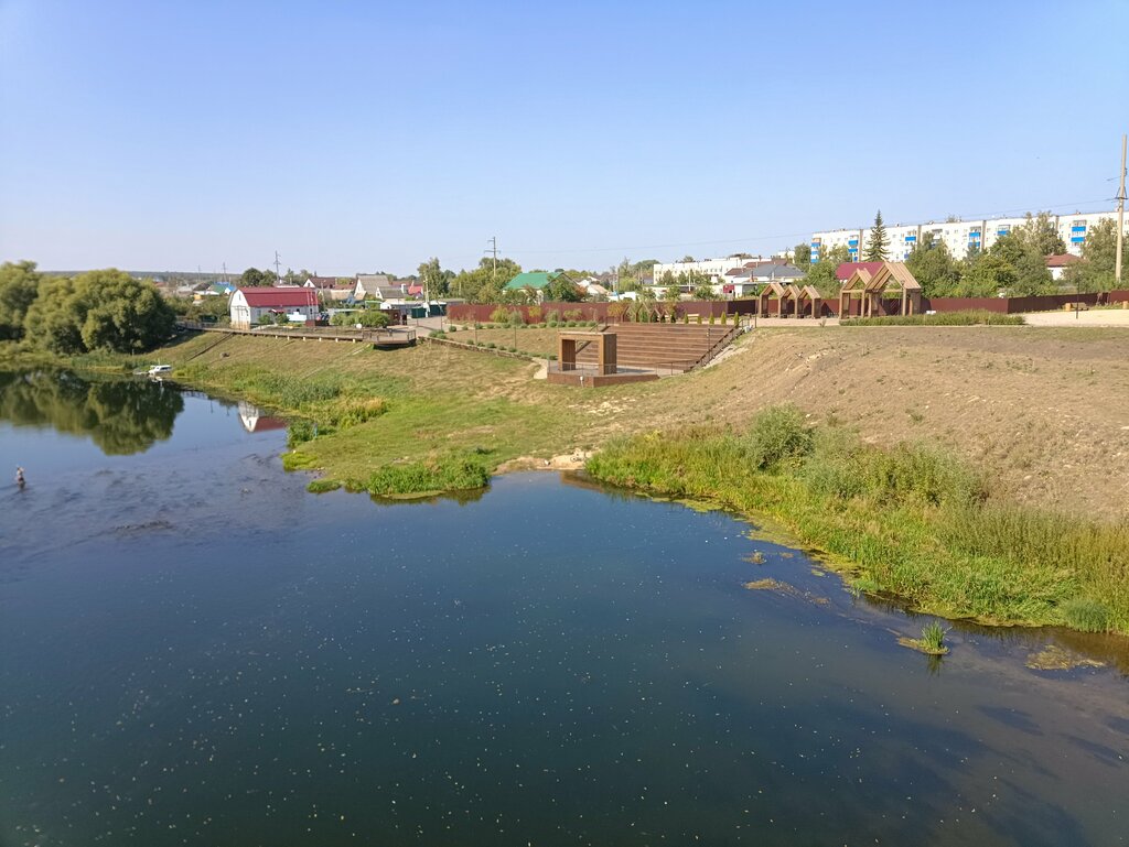 Unutulmaz olayların yeri Богословская набережная, Dankov, foto