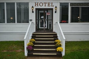 Perfect Stay Inn & Suites (Virginia, Suffolk, Lake Front Drive), otel  Blair'den