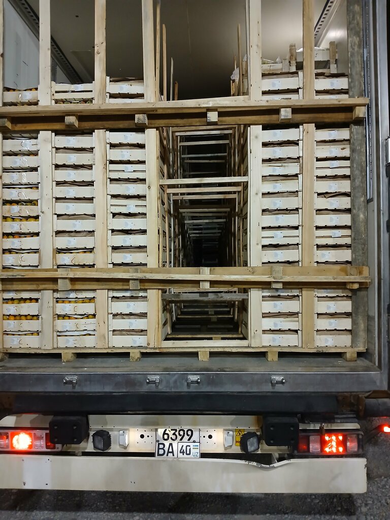 Sınır kapısı Border checkpoint Mayskiy, Taşkent eyaleti, foto