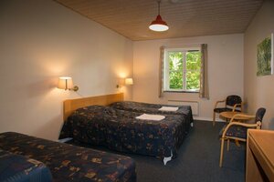 Femø Kro anno2022 (Zealand, Lolland Municipality, Askhavnsvej, 69), otel  Zelanda'dan