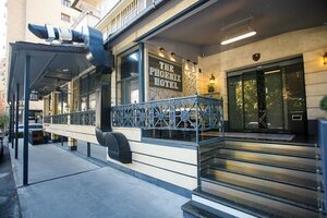 The Phoenix Boutique Hotel (Pushkin Street No:43, Yerevan), otel  Erivan'dan