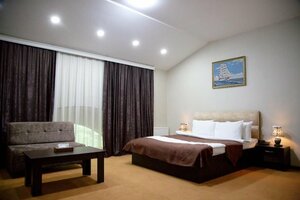 Continent (Сity ​​of republican subordination Baku, Badamdar district, Javidan Ibrahimli Street, 81), otel  Bakü'den