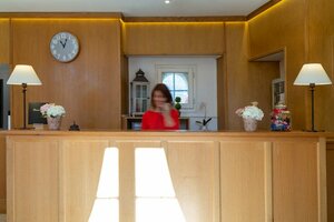 The Originals Relais (Île-de-France, Yvelines, Montfort-l'Amaury, Place Lebreton, 2), otel