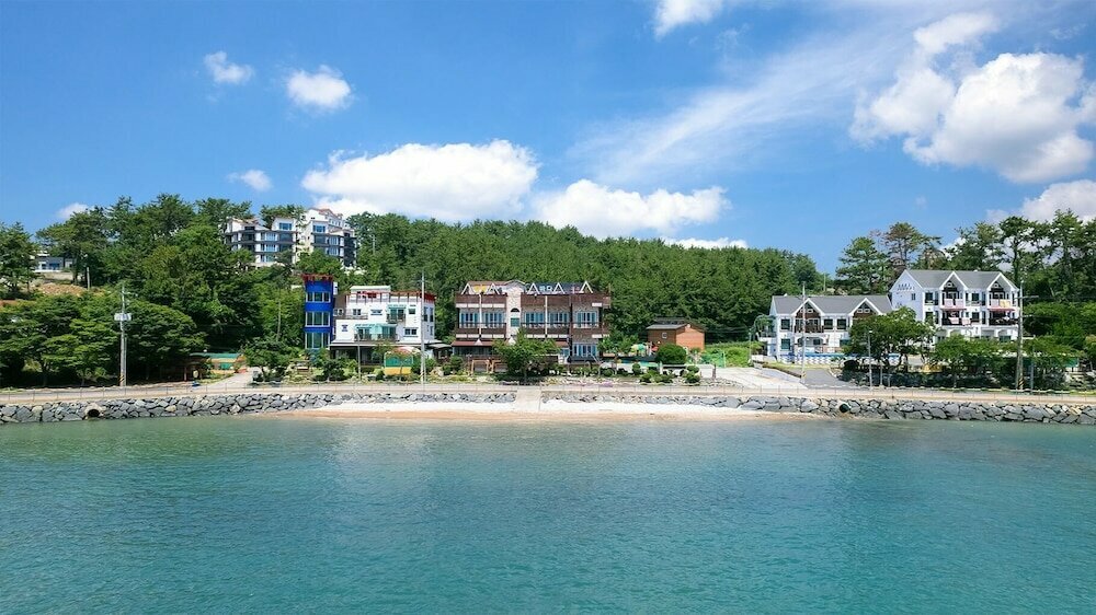 Otel Tongyeong Hwanggeumbada Pension, Güney Gyeongsang İli, foto