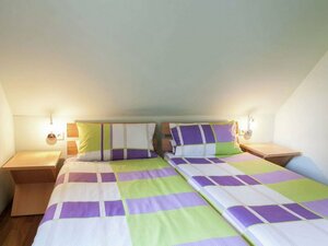 Charming Holiday Home in Hohnstein ot Lohsdorf (Saxony, Sächsische Schweiz-Osterzgebirge, Oberdorfstraße, 38), otel  Saksonya'dan