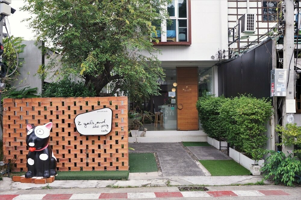 Otel Two Gals And The Pig - Hostel, Chiang Mai, foto