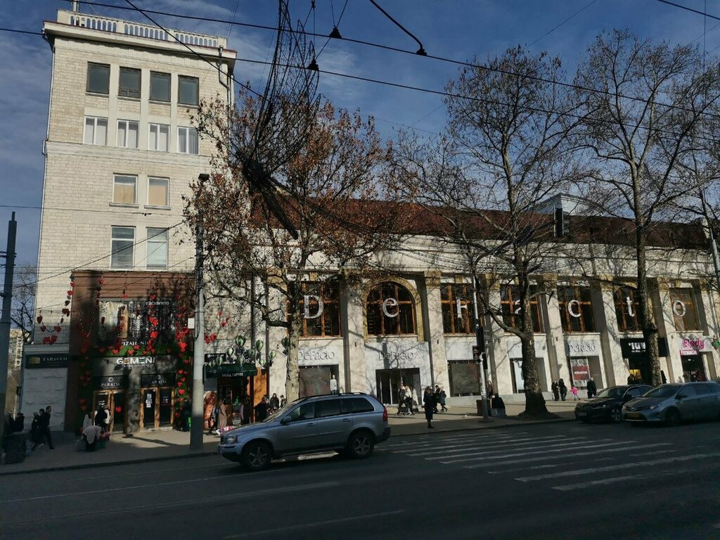 Mefruşat Luca-S, Kişinev, foto
