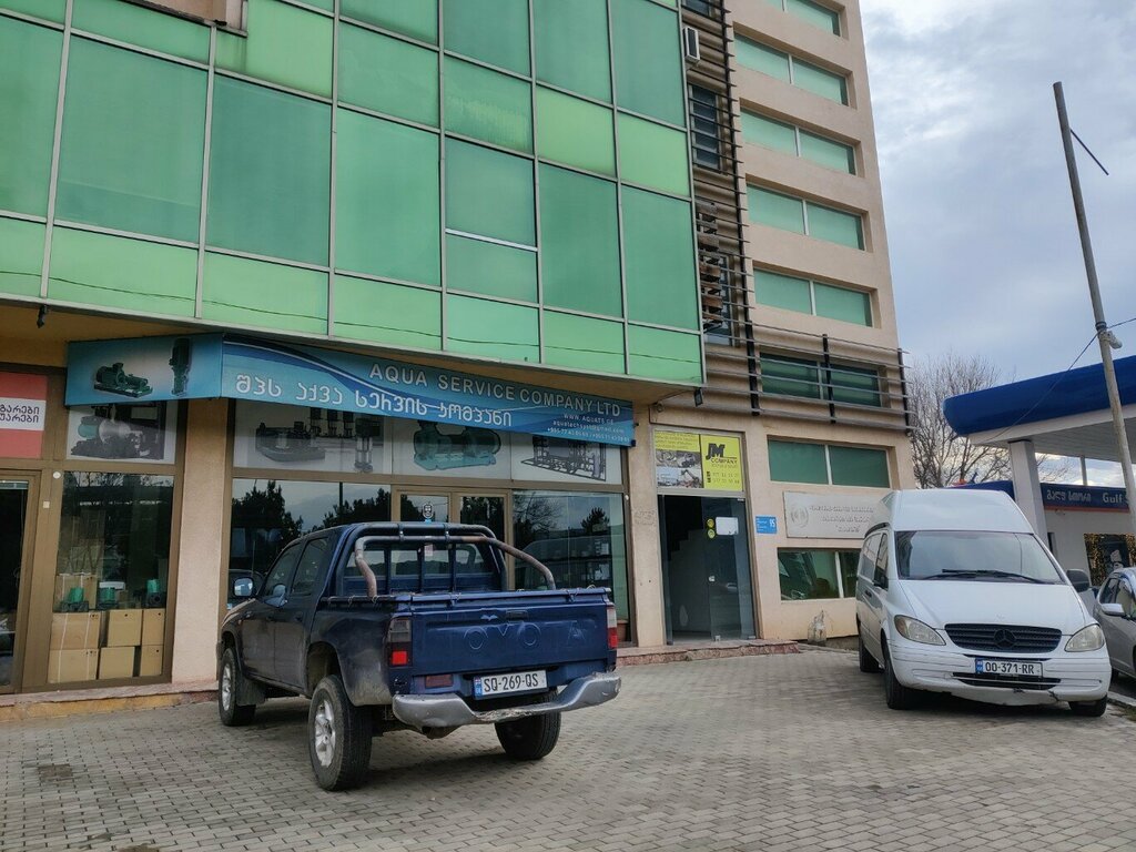 i̇nşaat ekipmanı kiralama Jm Company, Tiflis, foto