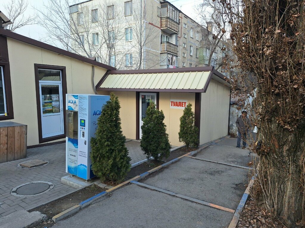 Tuvalet Toilet, Almatı, foto