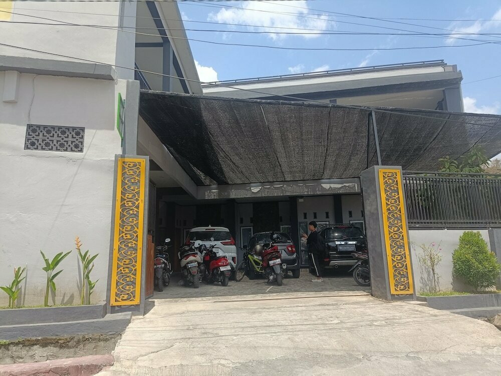 Otel Capital O 93118 Asera Homestay, Sumbawa Besar, foto