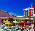 Blueworld Hotel (İstanbul, Büyükçekmece,  Kumburgaz, Okul Cd., Kumburgaz, Uzeri No:144), otel  İstanbul'dan