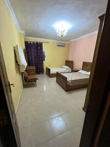 Immaculate 5-bed Apartment (Red Sea Governorate, Hurghada, Hurghada Marina), otel  Hurgada'dan