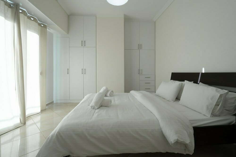 Otel Fotomara sunny and colourful apartment, Atina, foto