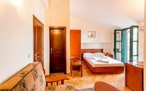 Villa Stari Grad (Herceg Novi Municipality, Herceg Novi), otel  Herceg Novi'den