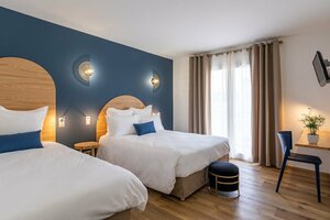 Hôtel Flor (Haute-Corse, Arrondissement de Calvi, Saint-Florent, Route de la Cathedrale), otel
