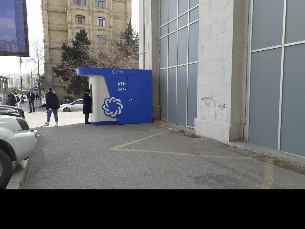 ATM'ler ABB bankomat, Bakü, foto