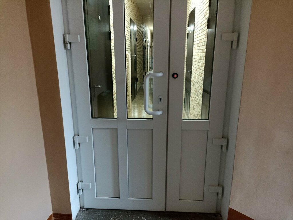 Asansörler, asansör ekipmanları Yuzhnaya liftovaya kompaniya, Krasnodar, foto