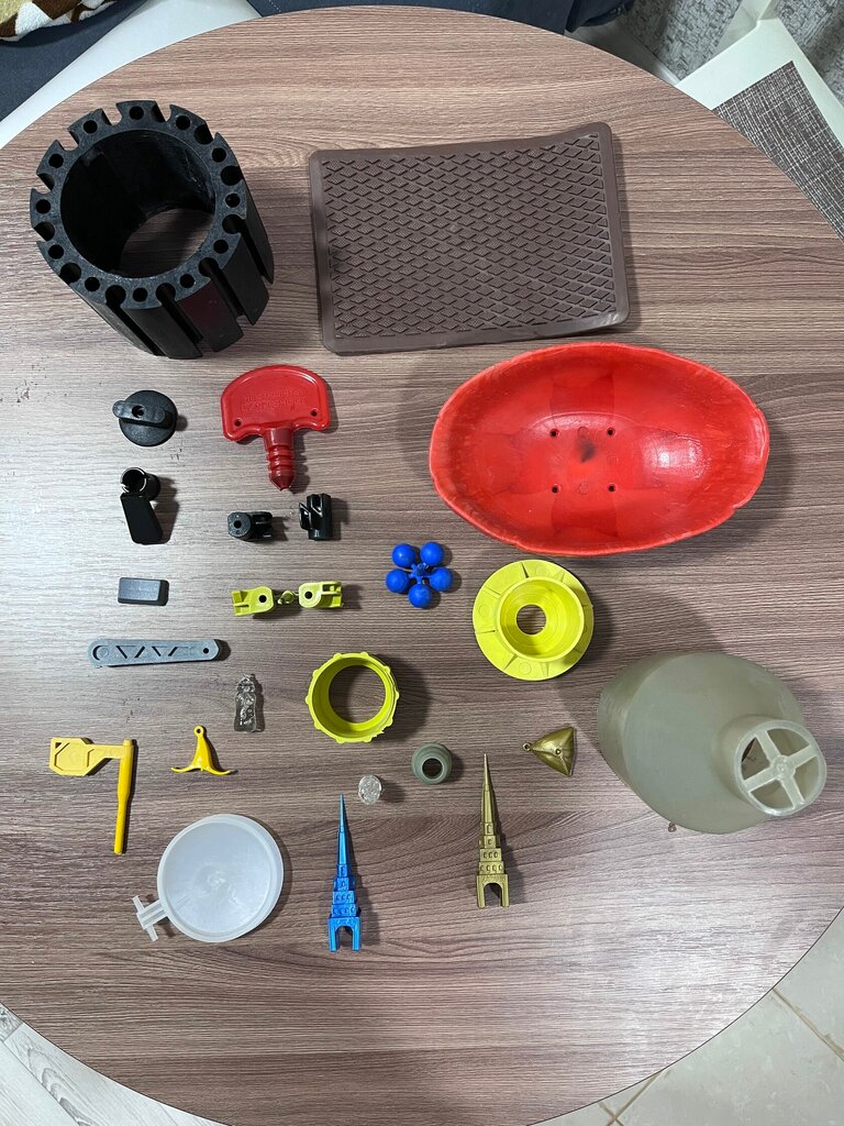 Plastik ürün üreticileri Kazakh Solutions, Almatı, foto