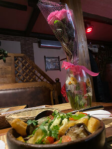 Kafe Kakheti (Respubliki Street No:252А, Tyumen), kafe  Tiumen'den