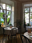 Iasamani (Lado Asatianis Street No:33), restoran  Tiflis'ten
