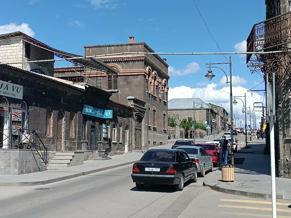 i̇şletme okulu BeOn, Gümrü, foto