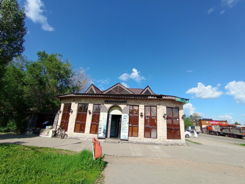 Parsel otomatı Kaspi Postomat, Astana, foto