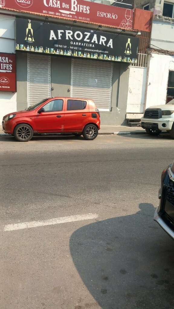 Alkollü içecekler Afrizara, Loanda, foto